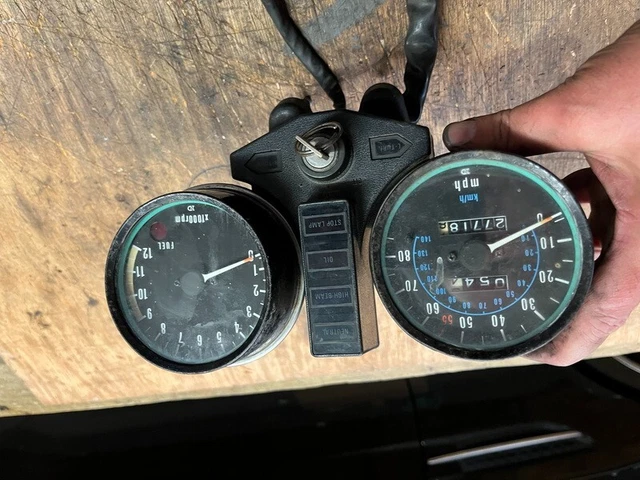 KAWASAKI Z650/KZ650/Z650SR/Z900/Z1000 CLOCK Set/Speedo/Rev Counter £145 ...