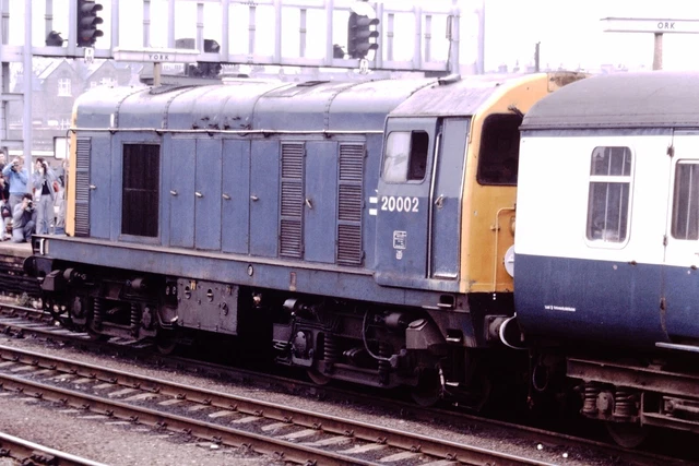 1980S BRITISH RAIL BR Diesel Electric Loco 20 002 Railway Slide 656 £2. ...