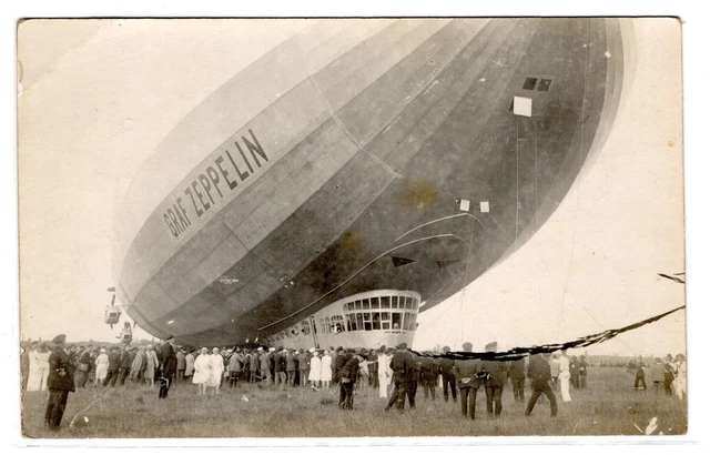 ZEPPELIN/FLUGPOST AK ZEPPELIN nach der Landung beschriftet (CA0995 EUR ...