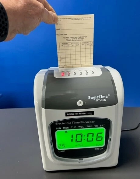 NT95N ROBUST CLOCKING in machine to record staff time and attendance £ ...