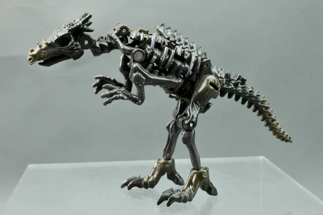 TRANSFORMERS KINGDOM VERTEBREAK Complete Core Clas Dinobot WFC £11.05 ...