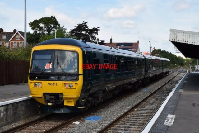 PHOTO CLASS 166 Network Express Turbo 3-Car Dmu No 166 212 At Avonmouth ...