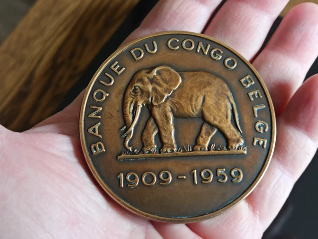 BELLE MÉDAILLE EN bronze Banque Congo Belge 1909-1959 signée De Greef. EUR 110,00 - PicClick FR