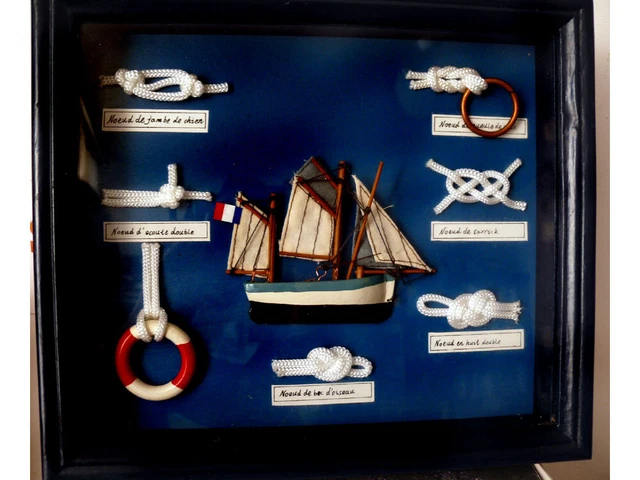 TABLEAU DE NOEUDS marins, 22 x 25 cm avec miniature de bateau EUR 12,00 ...