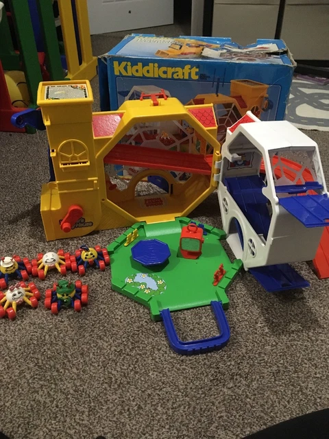 RARE VINTAGE KIDDICRAFT Playset ~ Webster's Playhouse Spider House ...
