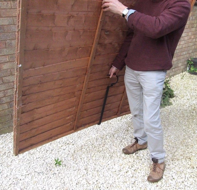 &FENCER'S MATE& ® Fence Panel Carrying Handle. Carry fence panels ...