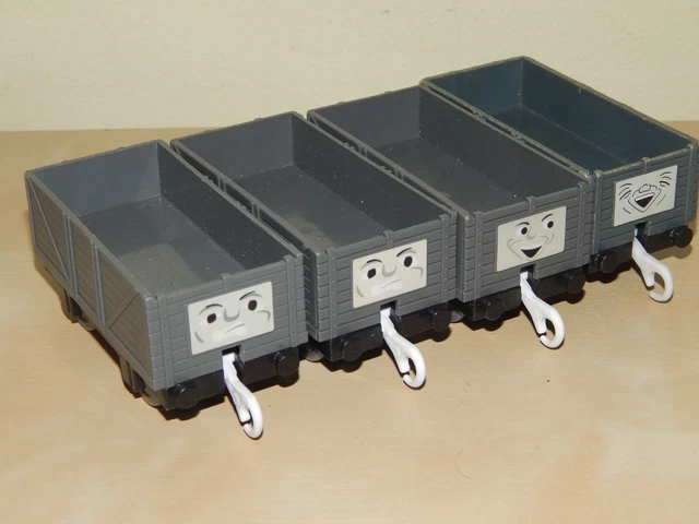 THOMAS THE TANK Engine Trackmaster Troublesome Trucks Bundle £9.00 ...