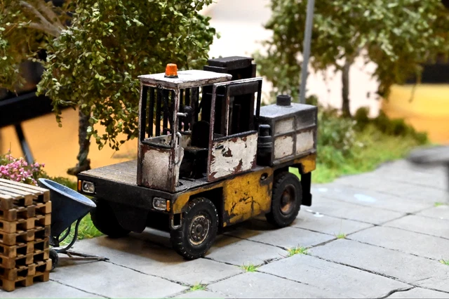 TRANSPORTA YB50 SEITENSTAPLER H0 1:87 Modell Bausatz Gabelstapler 3D ...