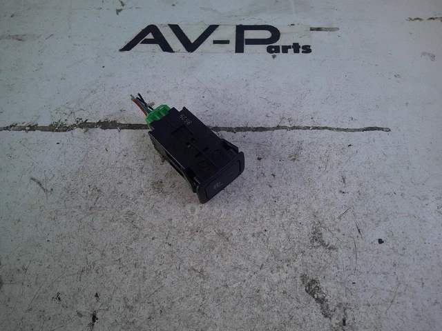 ORIGINAL SUZUKI SX4 Sitzheizung Sitz Heizung Schalter links EUR 24,90 ...