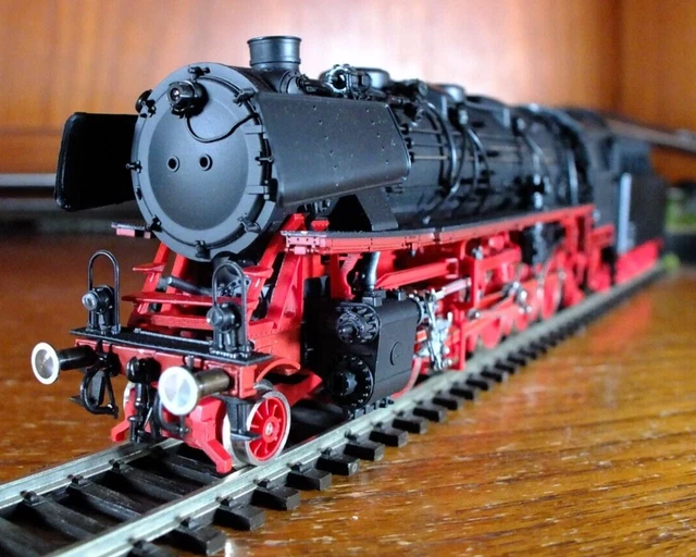 ROCO 04126 A HO gauge DB BR 43 Steam locomotive in Black livery £119.00 ...