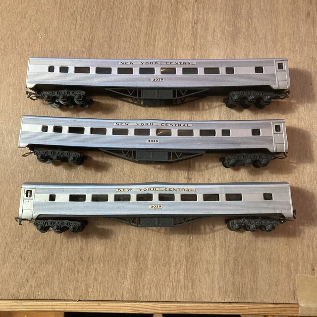 GRAHAM FARISH NEW York Central Coaches OO Gauge Boxed £30.86 - PicClick UK