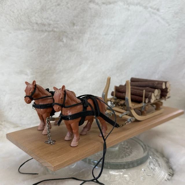 PFERDEGESPANN MIT HOLZSCHLITTEN und Holzladung – Bullyland Pferde ...