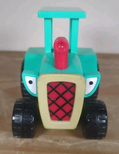BOB THE BUILDER Vehicle Toy Travis the Tractor Push Along Tractor £5.96 ...