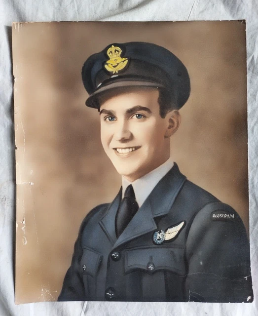 WW2 AUSTRALIAN RAAF Officers coloured portrait photo wearing Navigator ...