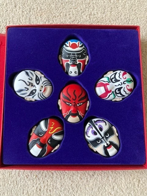 CHINESE OPERA MASKS - 6 miniature masks in original case - Excellent ...