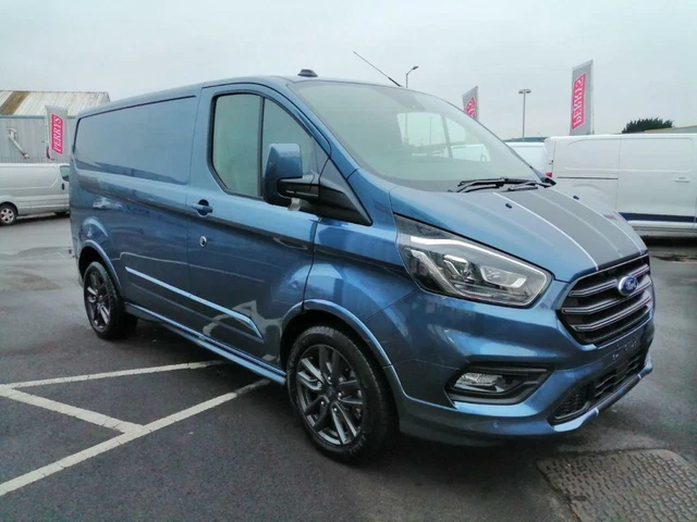 FORD TRANSIT CUSTOM Sport 290s 185 PS Van Diesel Manual £27,995.00 ...