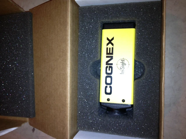 COGNEX IN-SIGHT 1000 800-5740-1 Vision System Camera With Cables Manual ...