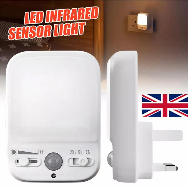 PLUG IN PIR Motion Sensor Hallway Plug Socket LED Home Night Light Lamp ...