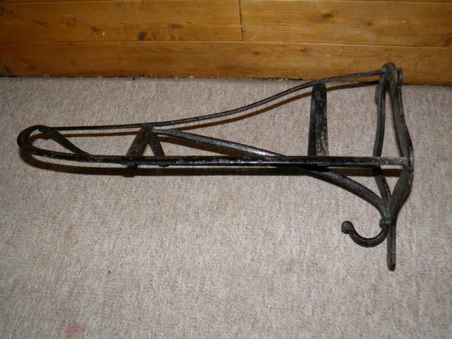 ANTIQUE WALL MOUNTED Cast Iron Saddle Rack With Bridle Hook - Black EUR ...