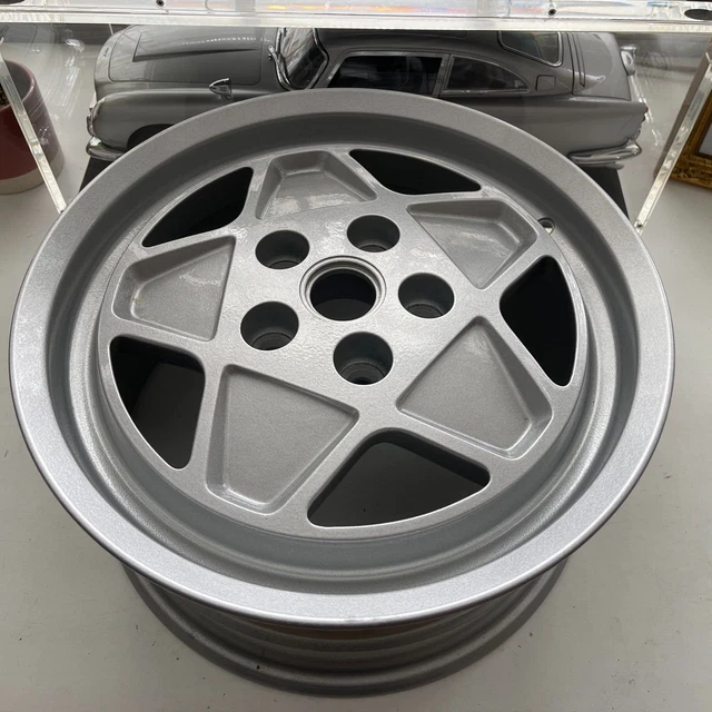 FERRARI 308 MONDIAL Velg Felg Rim Wheel Part No. 127457 # 0615194 # C ...