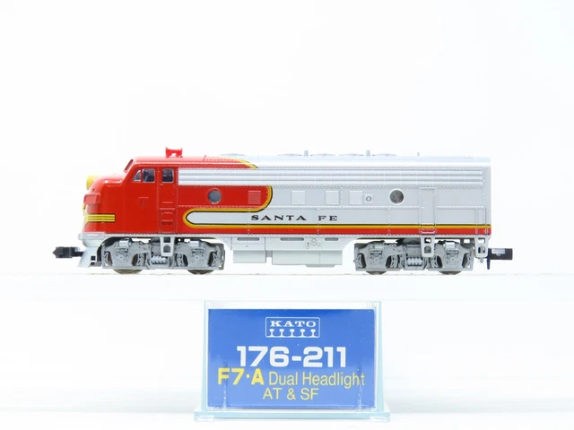 LOCOMOTIVA DIESEL KATO 176-211 ATSF Santa Fe ""Warbonnet"" EMD F7A scala n # EUR 111,52 ...