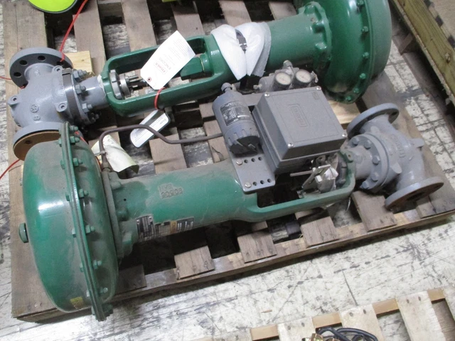 FISHER DIAPHRAGM CONTROL Valve w/ Positioner 667 / EZ Size 45 / 2" Used ...
