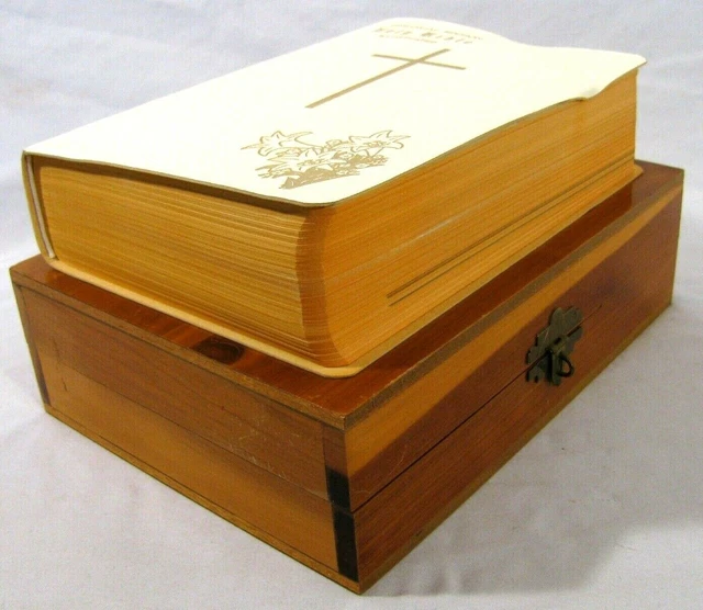 HOLY BIBLE MEMORIAL Edition Illustrated New Catholic Bible in Box ...