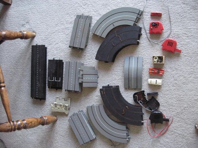 TRIANG MINIC MOTORWAYS SPARES. Track, Bodies, Chassis £42.00 - PicClick UK