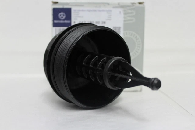 MERCEDES-BENZ E320 ENGINE Oil Filter Housing Genuine A6421800038 £55.99 ...