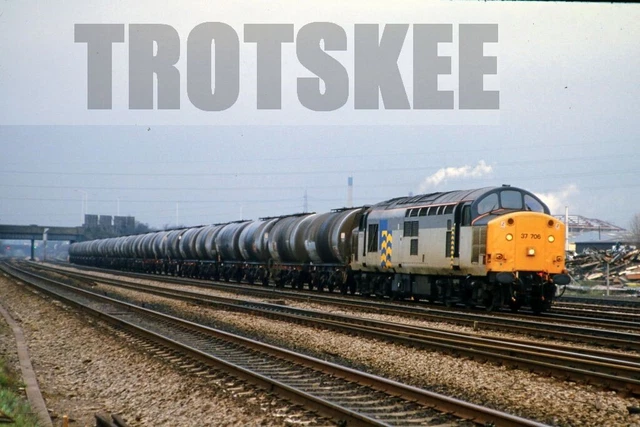 35MM SLIDE BR British Rail Diesel Loco Class 37 37706 Slough 1988 ...