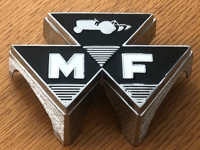MASSEY FERGUSON METAL BONNET BADGE 135 £49.99 - PicClick UK