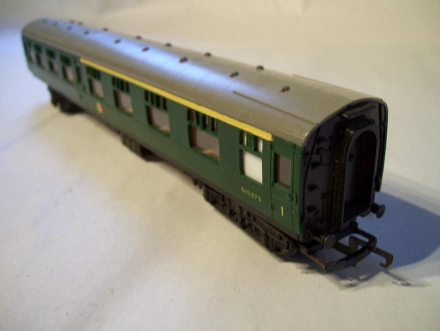 TRIANG BR BRITISH Railways Green Livery Corridor Coach Carriage Oo ...