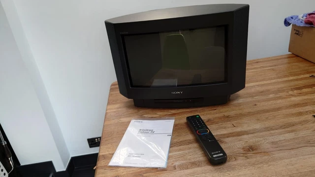 SONY KV16-WT1U CRT Trinitron widescreen retro gaming monitor £250.00 ...