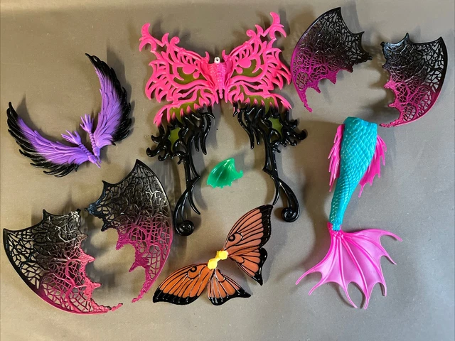 MONSTER HIGH BUNDLE Wings Create A Monster Harpy Wings Mermaid Tail £5. ...
