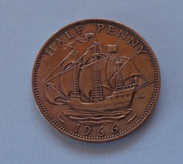HALF PENNY OLD BRITISH PRE-DECIMAL ELIZABETH II 1966 HALFPENNIES -- Ref ...