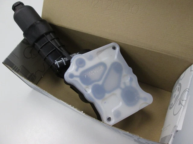 ORIGINAL MERCEDES-BENZ OIL filter housing coolant module M271 EVO ...
