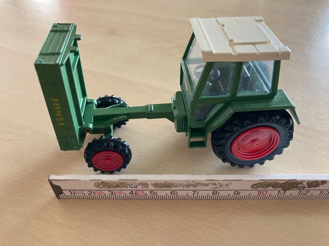 CURSOR FENDT GERÄTETRÄGER Traktor / Trecker 1:50 Modell 478 EUR 14,50 ...