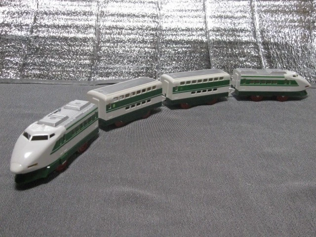 PLARAIL 200 SERIES Shinkansen 4-Car Train Tohoku Double Decker EUR 79 ...