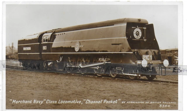 VINTAGE RAILWAY POSTCARD,TRAIN,CHANNEL Packet"Merchant Navy"Class ...