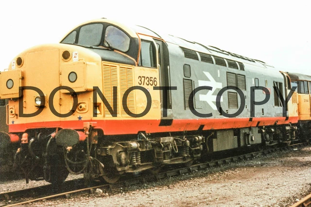 UK DIESEL TRAIN Railway Photograph Of Class 37 37356 Loco. Rm37-1059 £1 ...