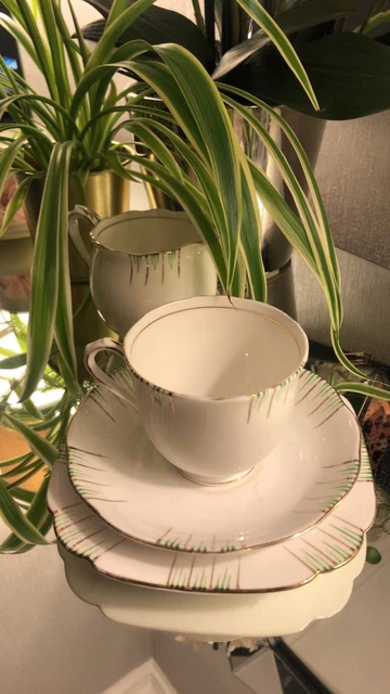 ROYAL ALBERT TEESET, Art Deco Muster, Royal Albert Krone China EUR 42 ...