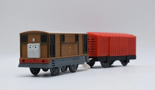 THOMAS & FRIENDS Track-Master Talking Toby Motorized Train Engine ...
