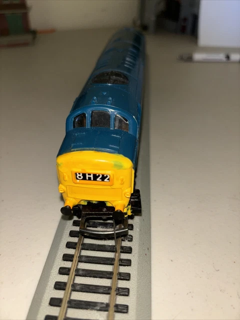 TRIANG HORNBY CLASS 37 Diesel Locomotive R751 OO Scale Unboxed. $9.99 ...