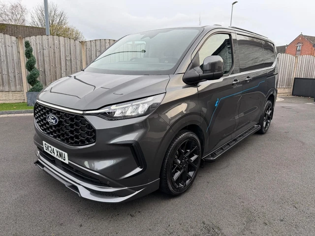 2024/24 FORD TRANSIT CUSTOM LIMITED RS EDITION 170ps AUTOMATIC SWB VAN ...