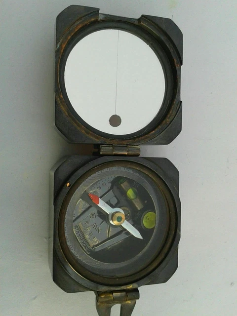 ANTIQUE VINTAGE EN laiton massif Kelvin & Hughes 1917 Burton Compass ...