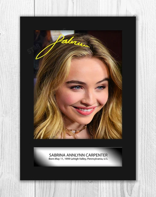SABRINA CARPENTER 2 A4 reproduction autograph poster with choice of ...