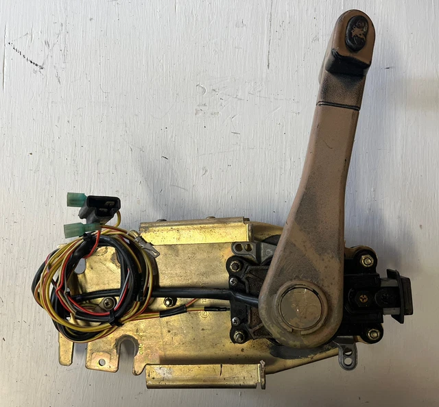 JOHNSON EVINRUDE OMC Binnacle Control Box W/ Trim 126481 EUR 220,86 ...