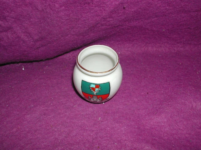 GOSS CRESTED CHINA WINDSOR URN. Matching Crest WINDSOR. £5.50 - PicClick UK