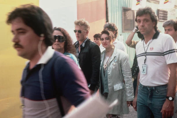SINGER MADONNA WITH Her Partner Actor Sean Penn 1985 Music OLD PHOTO 3 ...