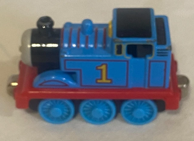 LEARNING CURVE THOMAS the Tank Engine Take Along Engine Thomas 2002 £5. ...